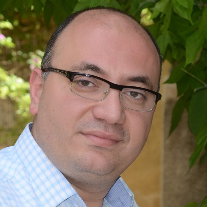Prof. Talal Al-Nahlawi - World Endodontic Summit - The World's leading ...